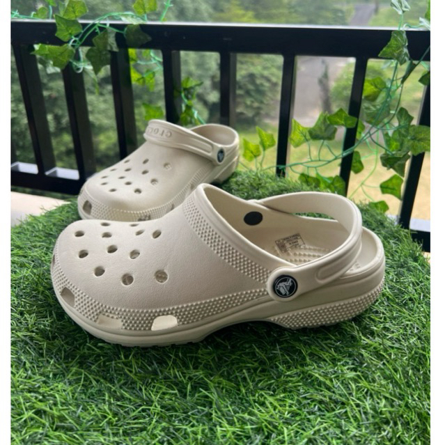 Jual Crocs Harga Sandal Asli Terlengkap & Harga Terbaru Juni 2026 ...