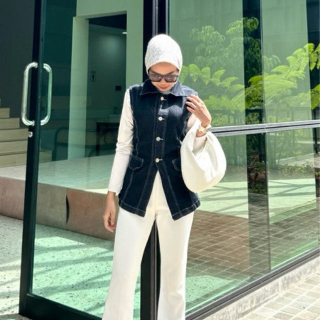 Jual Easy Vest Jeans | Vest Kekinian | Vest Korean Style | Rompi Wanita ...