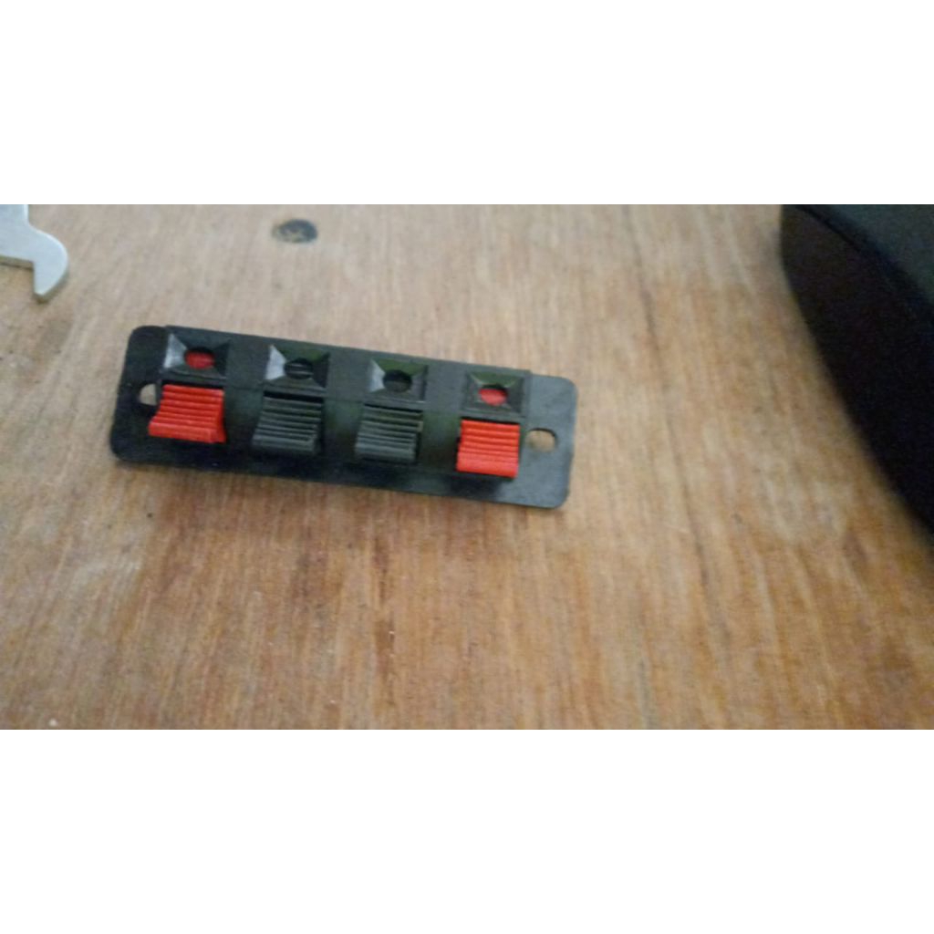 Jual TERMINAL SPEAKER 4 PIN KECIL MODEL JEPIT | Shopee Indonesia