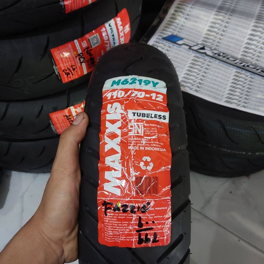 Jual BAN MAXXIS 110/70 12 BAN MAXXIS RING 12 FAZZIO, FILANO DAN VESPA ...