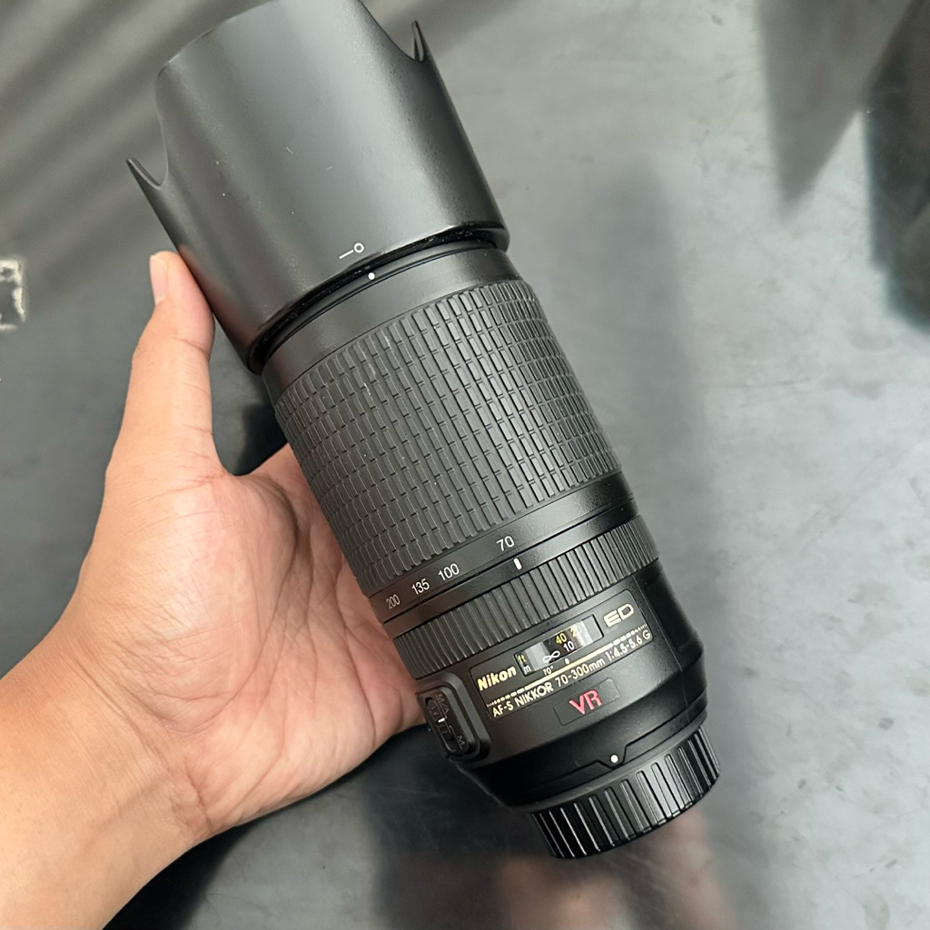 Jual LENSA TELE NIKON 70-300MM VR ED NORMAL | Shopee Indonesia