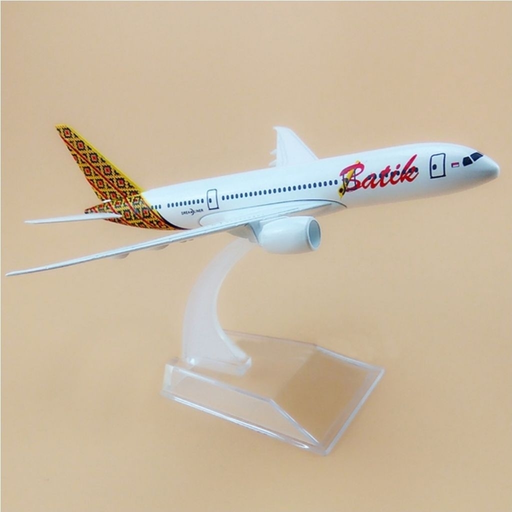 Jual Aircraft Model Batik Air Boeing B787 Panjang 16cm Bahan Metal ...