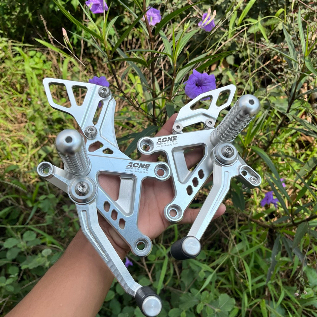 Jual Footstep Underbone V3 MX King New Model Original A-One Silver ...