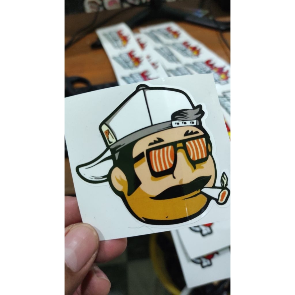 Jual stiker motor pilloter orang glossy | Shopee Indonesia