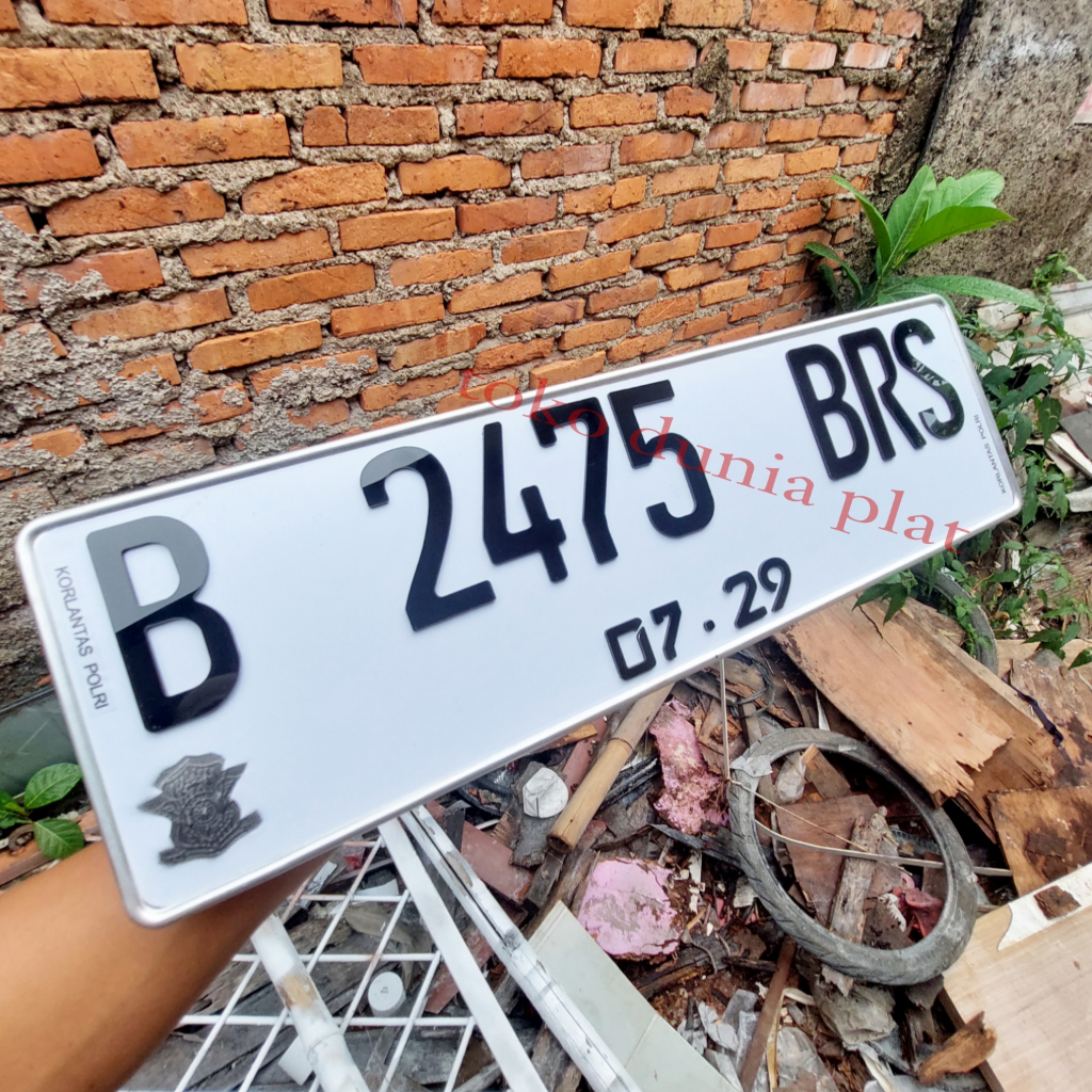 Jual PLAT NOMOR MOBIL PUTIH TIMBUL MEWAH - VARIASI LANCIP AKRILIK AC08 | Shopee Indonesia