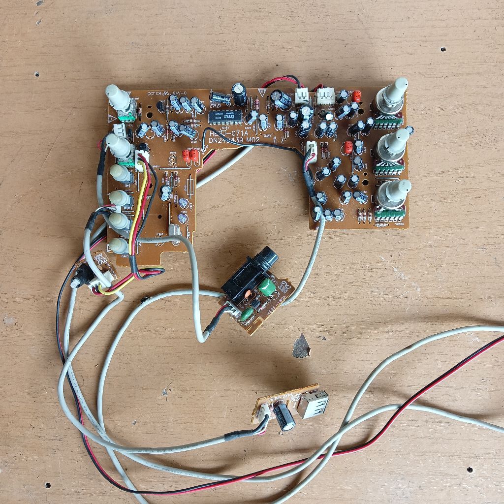 Jual Kit modul tone control Polytron PAS28 bekas copotan normal ...