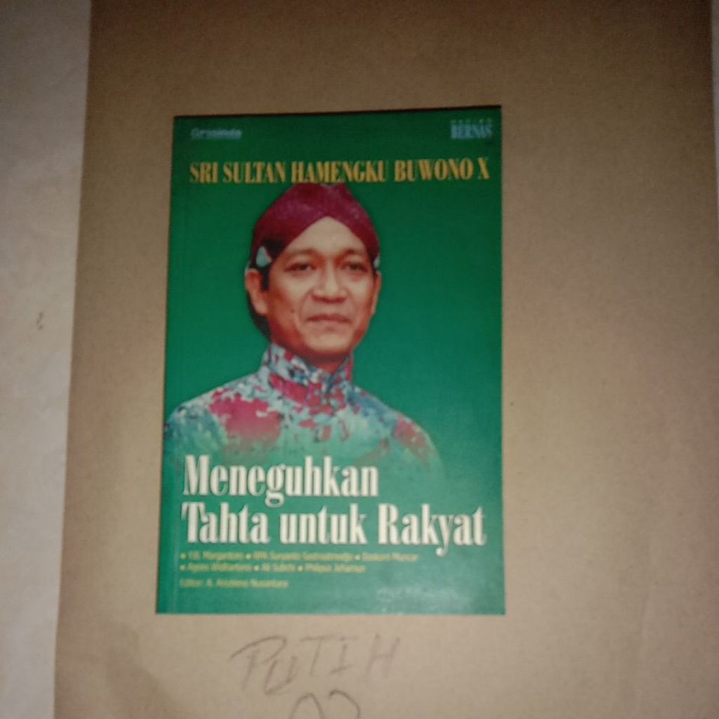 Jual BUKU SRI SULTAN HAMENGKU BUWONO X,"MENEGUHKAN TATA UNTUK RAKYAT ...