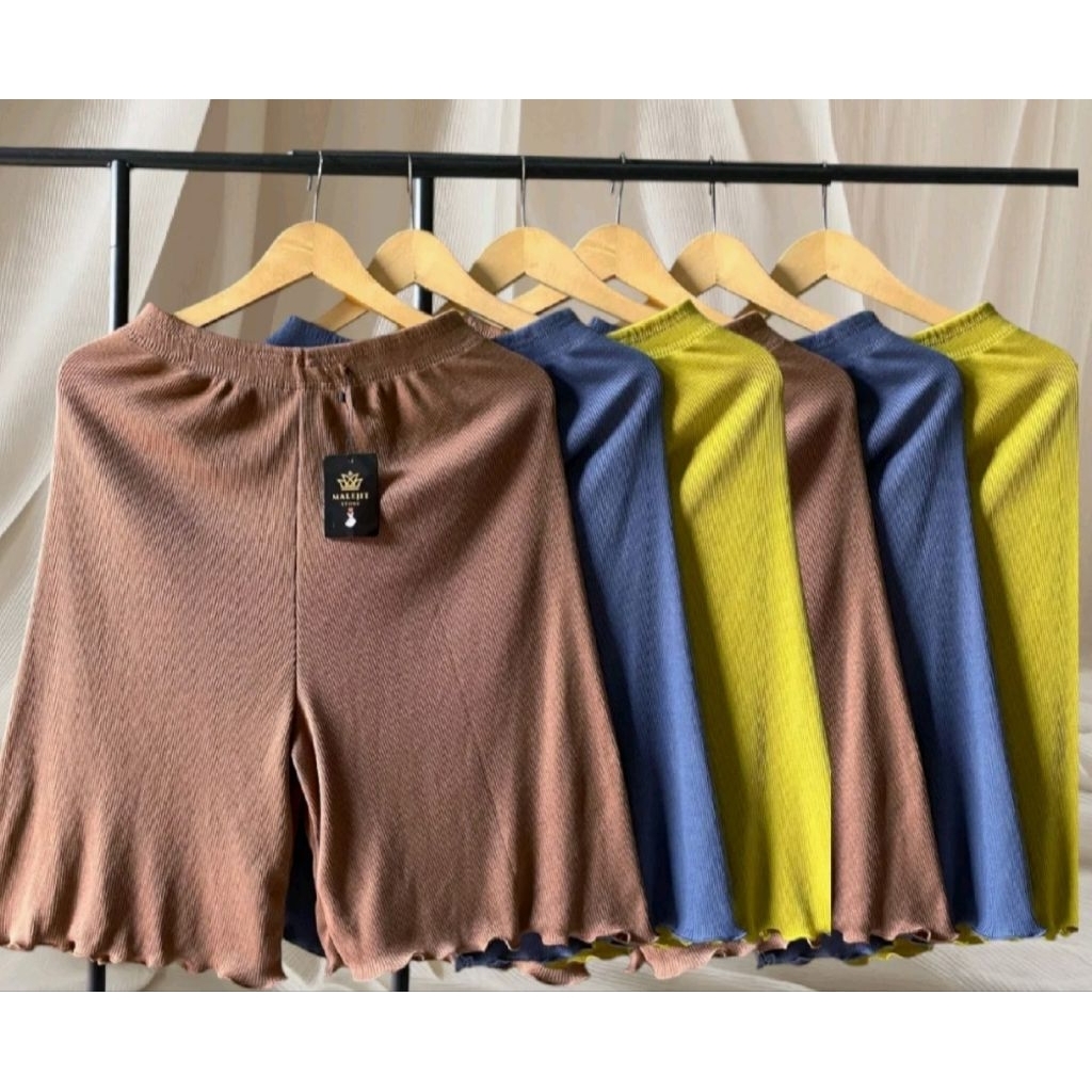 Jual CELANA PENDEK HOTPANTS JUMBO WANITA RIB PREMIUM // CELANA SHORT PANTS PINGGANG FULL KARET ...