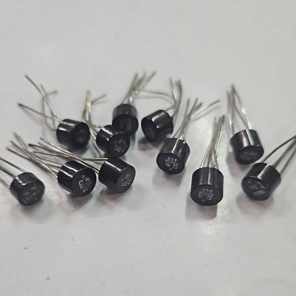 Jual DIODA DIODE JEMBATAN BRIDGE BULAT 1A 1 AMPERE 4 PIN BULAT | Shopee ...