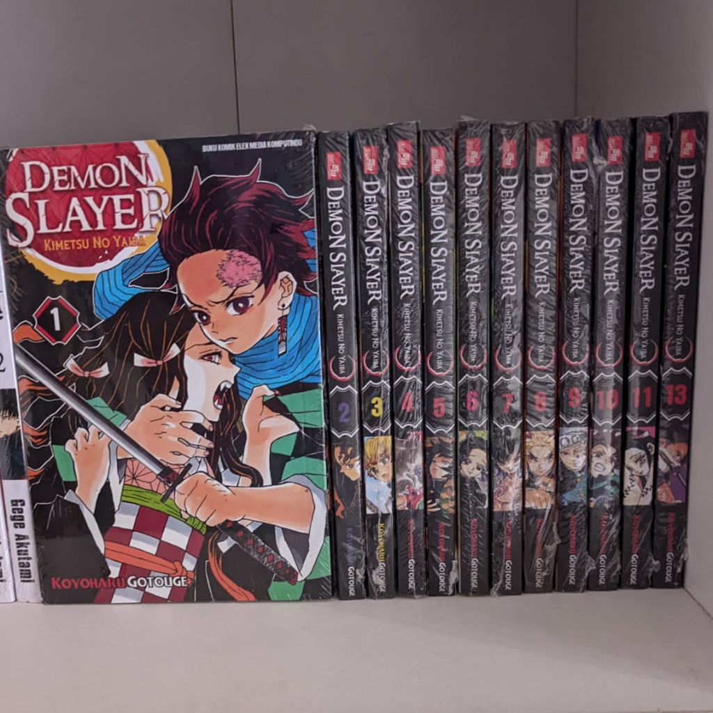 Jual komik demon slayer ready banyak volume (Original) | Shopee Indonesia