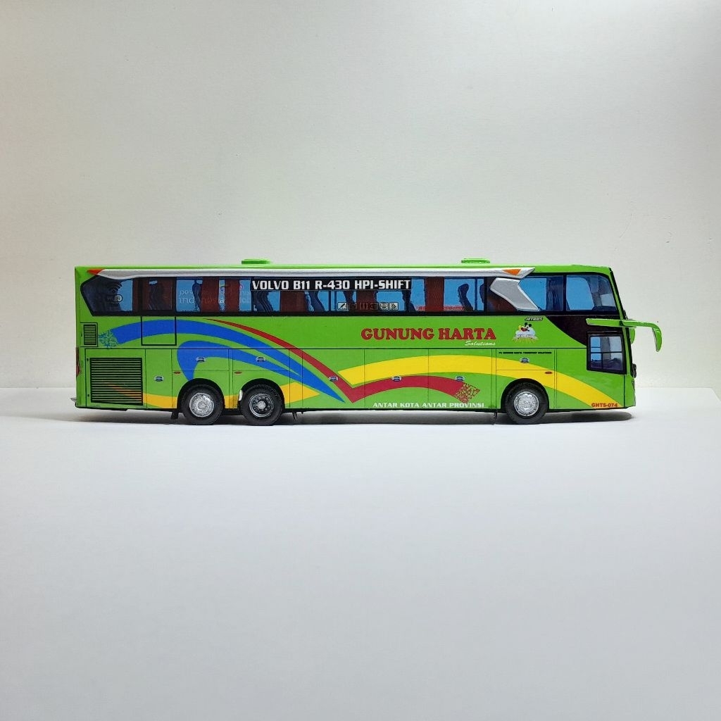 Jual Miniatur bus GUNUNG HARTA body UHD skala 1:64 | Shopee Indonesia