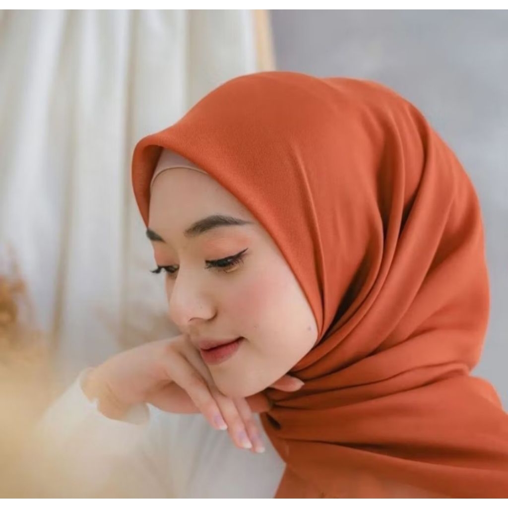 Jual Shanum_Square // Hijab Sisa Gudang // Plain Square Premium ...