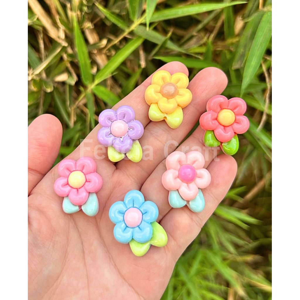 Jual [10pc] Clay resin bunga pastel (ada lubang tembus) | Shopee Indonesia