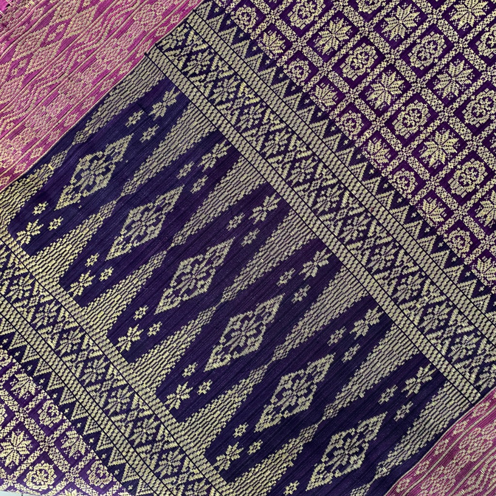 Jual Kain Tenun Songket Khas Palembang Asli Motif Lepus Warna Ungu Magenta Pink Benang Emas ...
