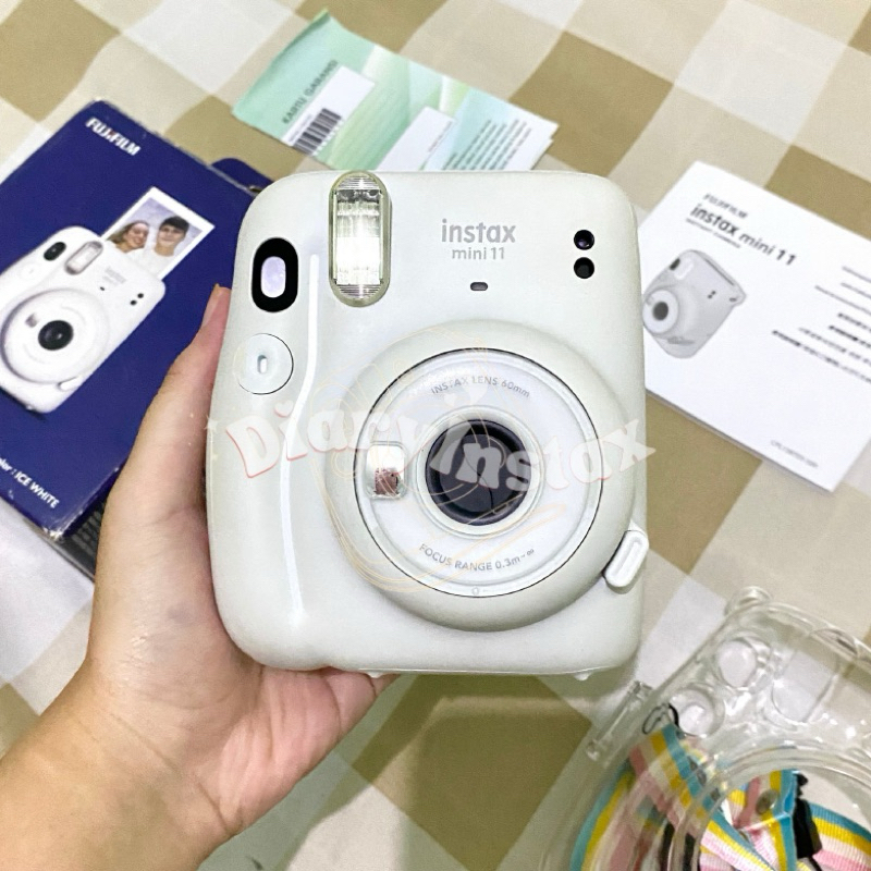 Jual instax mini 11 second | Shopee Indonesia