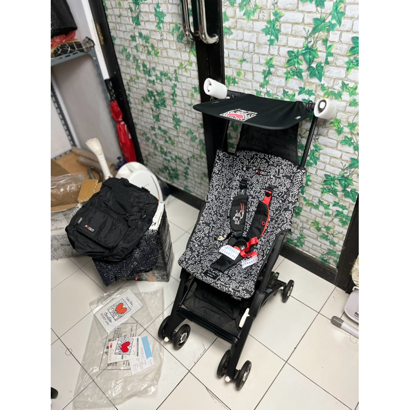 Jual cocolatte pockit gen 7 keith haring stroller cabin size anak bayi ...