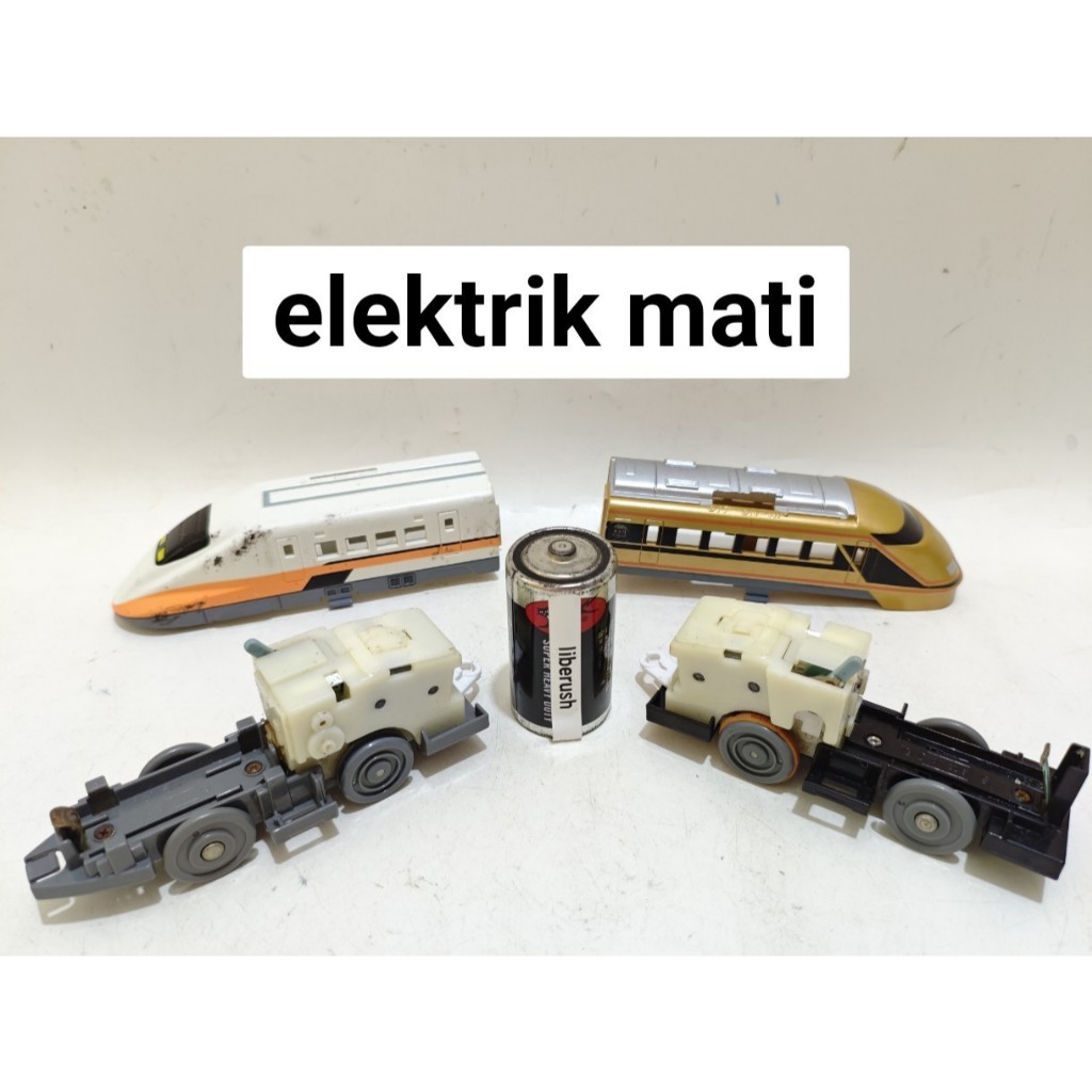 Jual Set tomy plarail taiwan high speed rail 700T & tobu spacia series ...