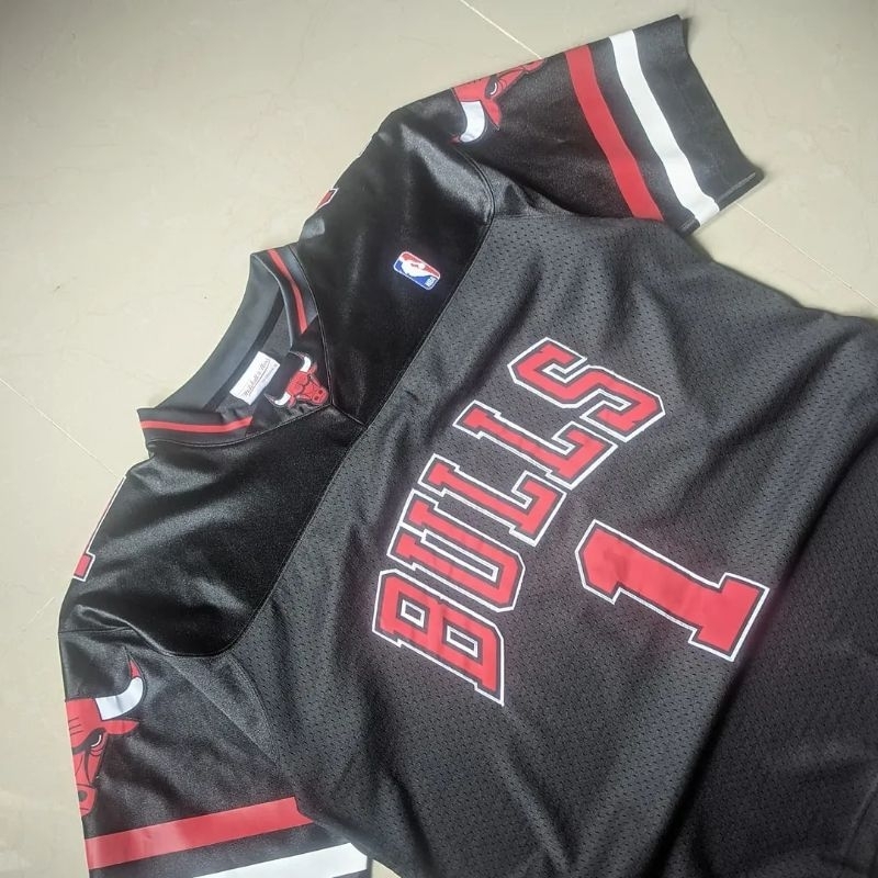 Jual JERSEY MODEL NFL CHICAGO BULLS DERRICK ROSE | Shopee Indonesia