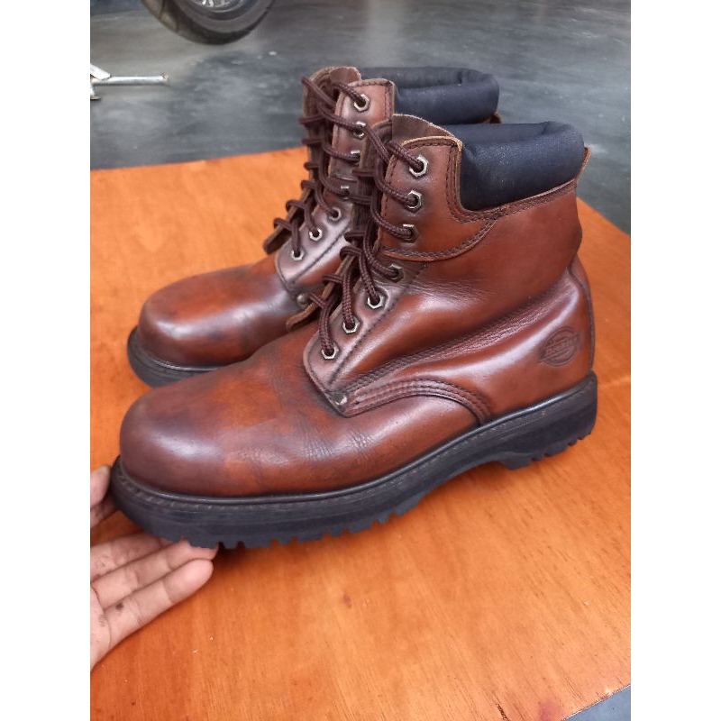 Jual Sepatu safety bots second merk Dickies cleveland FA23200 size45 ...