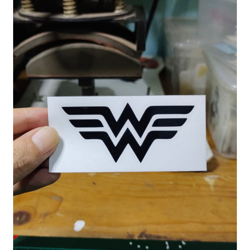 Jual stiker wonder woman sticker cutting keren murah | Shopee Indonesia