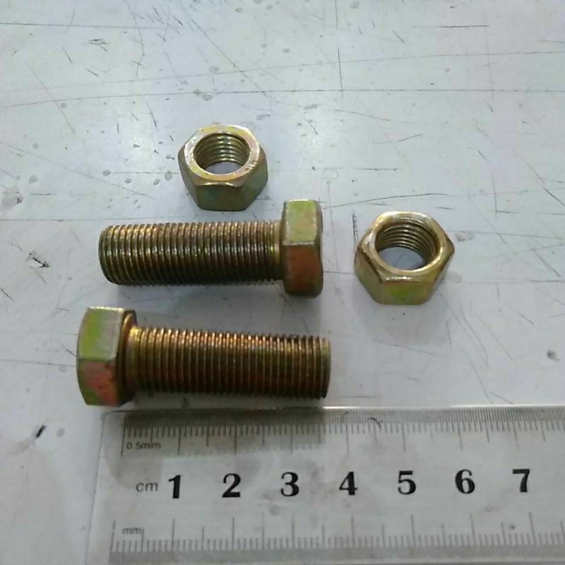 Jual BAUT MUR KUNING (BMK) M12X35 (KUNCI 17) | Shopee Indonesia