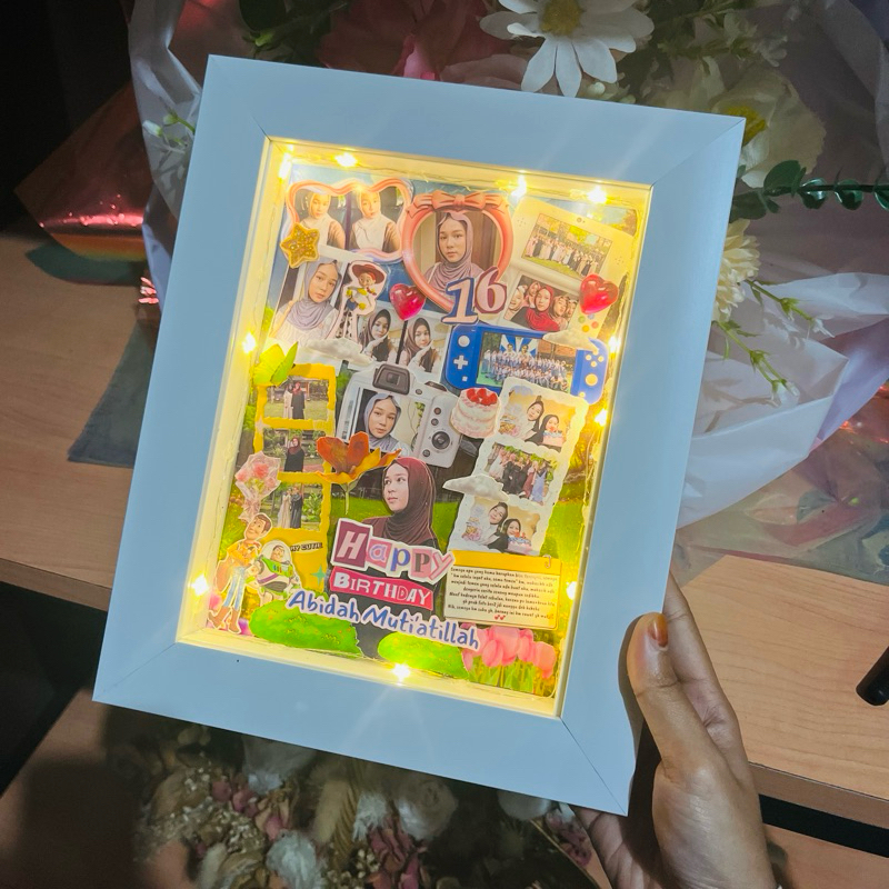 Jual scrapframe 3D pop up frame kado wisuda kado ulang tahun | Shopee Indonesia