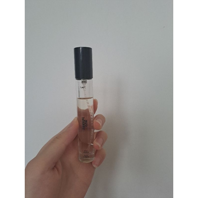 Jual Parfum Layr Second Skin Preloved | Shopee Indonesia