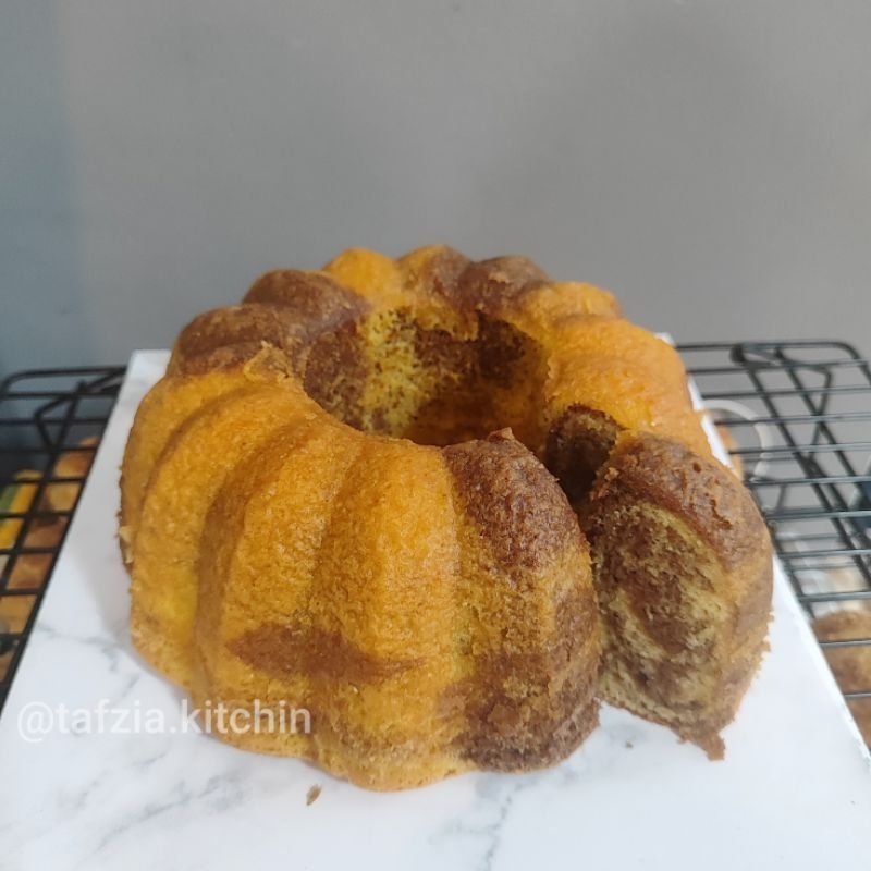 Jual Bolu Marmer / Marmer Cake / Marble Cake | Shopee Indonesia