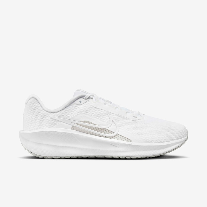 Jual Nike Sepatu Running Downshifter 13 - FD6454-100 | Shopee Indonesia