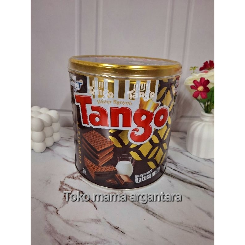Jual Tango Wafer Kaleng Chocolate 240gr | Shopee Indonesia