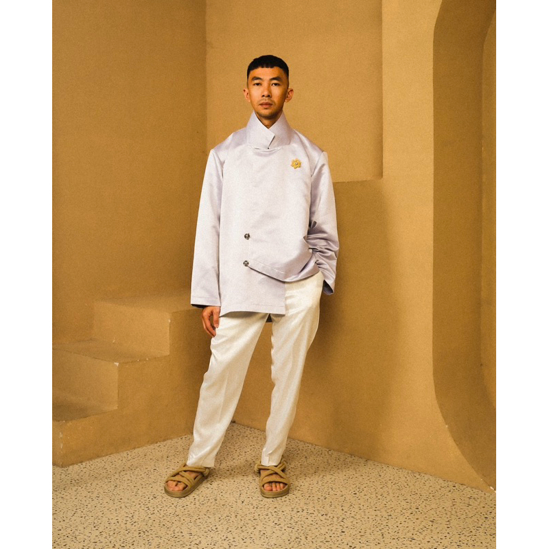 Jual Yogi Studio by The Blew | Apta Overshirt Silver | Raya Collection ...