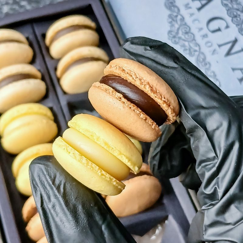 Jual Baby BROWN Macaron 'Premium Quality' 100% Almond Isi 12 pcs I ...