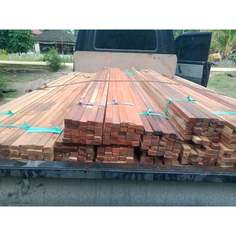Jual reng kayu Ulin/stik/Lis ukuran 1CmX2Cm panjang 1 meter | Shopee ...
