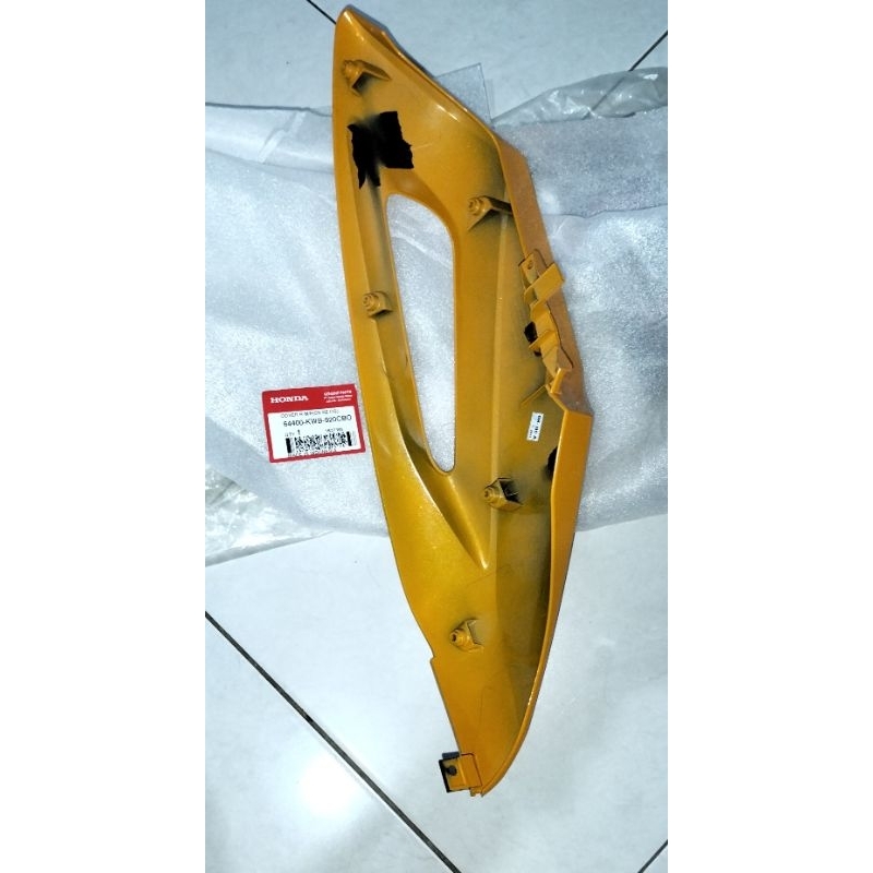 Jual 64400-KWB-920CBO Tebeng kanan ats Blade lama orange Original AHM ...