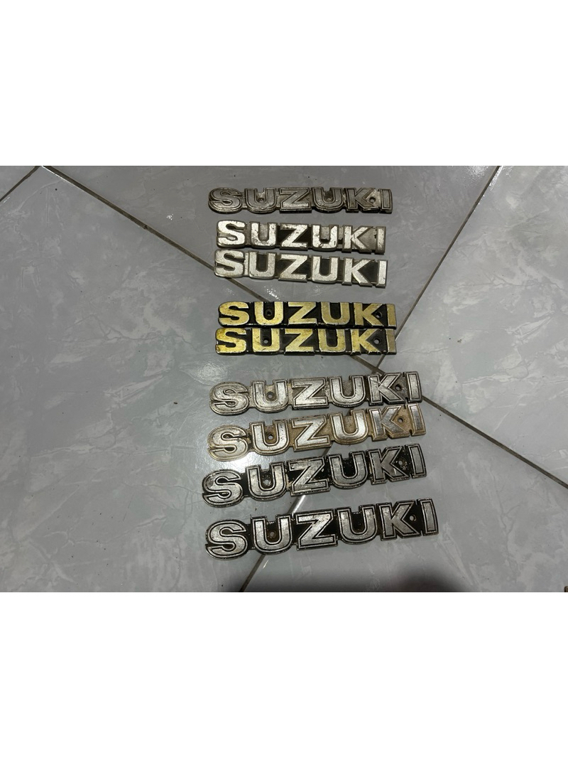 Jual Satu Set Emblem Logo Simbol Tangki Suzuki A100 GP100 Ori | Shopee ...