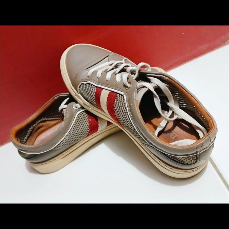 Jual Sepatu Sneakers Bally | Shopee Indonesia