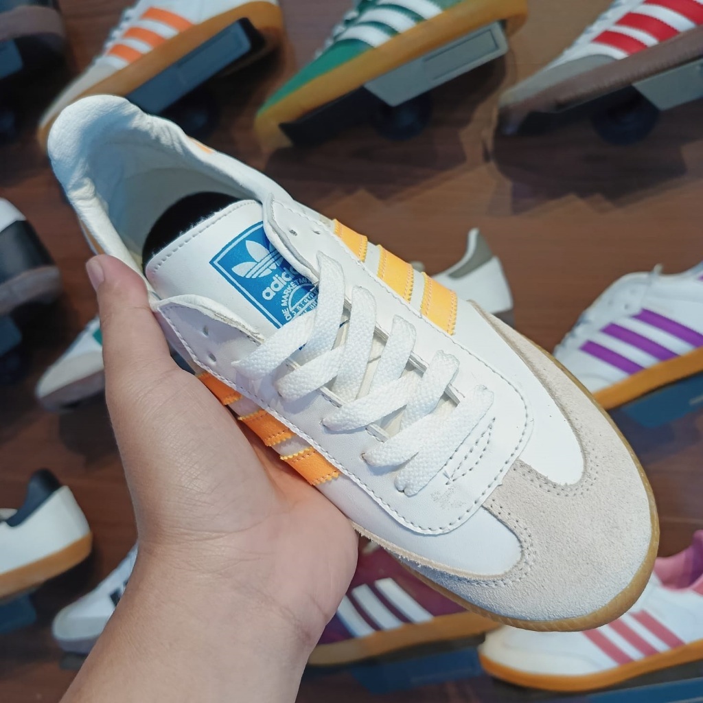 Jual Produk Sepatu Samba OG White Orange Muda Upper PU | Shopee Indonesia