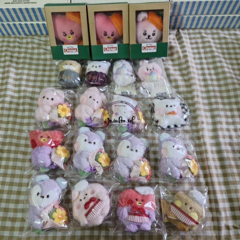 Jual [ READY STOCK ] BT21 Passport case TATA Flower, Photo holder ...