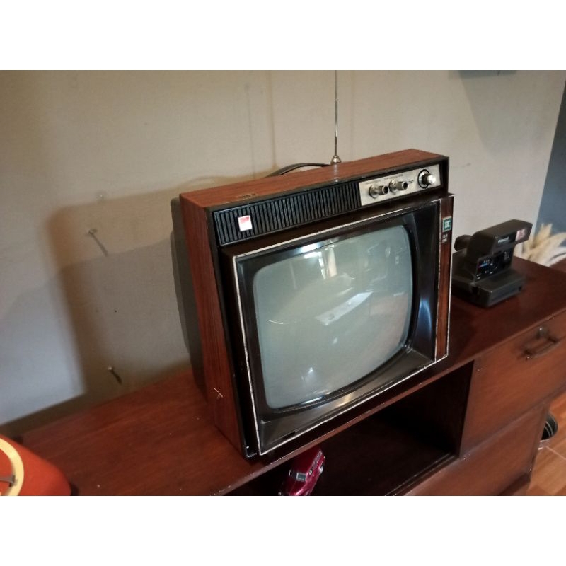 Jual Televisi TV Jadul Antik Merk SHARP Solid State Ukuran 12 Inch ...