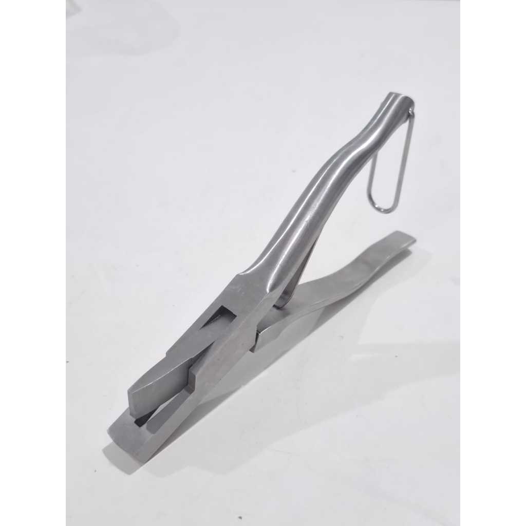 Jual Gunting Telinga Babi Huruf A Alat Potong Kuping Babi Pig Ear ...