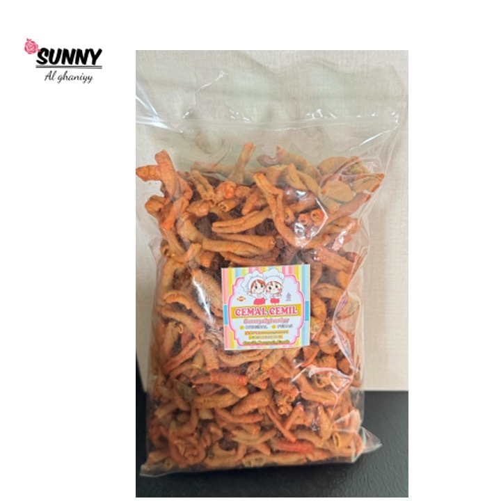 Jual Sunny Keripik Usus Balado Gurih Renyah Enak 500 Gram | Shopee ...