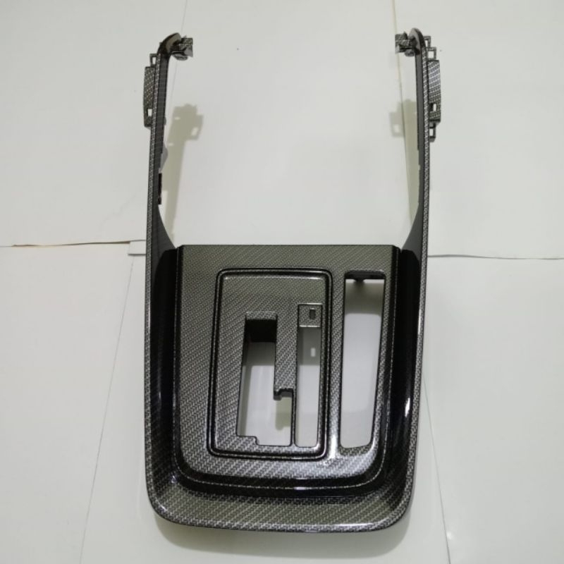 Jual KONSULBOX CONSUL BOX INNOVA ZENIX KARBON ASLI ORIGINAL | Shopee ...