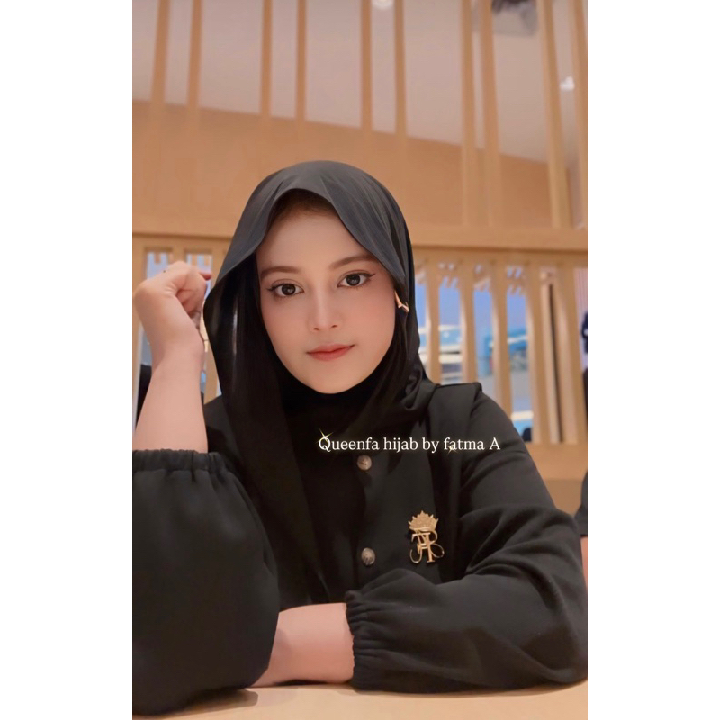 Jual Pasmina Meleyot / Pasmina Kaos Rayon Oman Turkey CoolTech | Shopee Indonesia