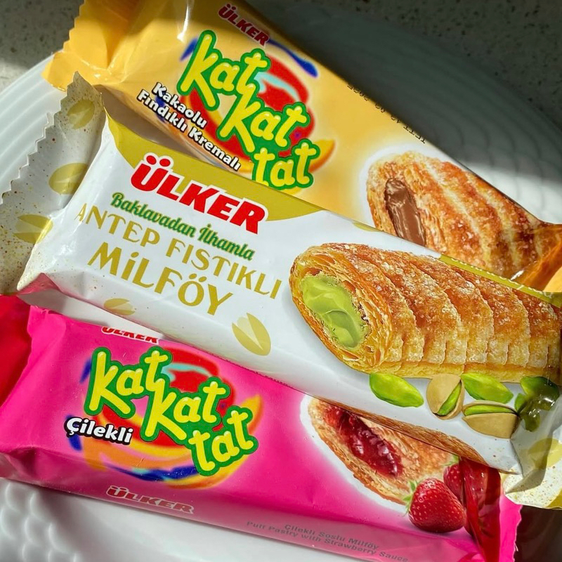 Jual ULKER KAT KAT Milfoy | Pistachio Hazelnut Strawberry Pastry | Kat ...