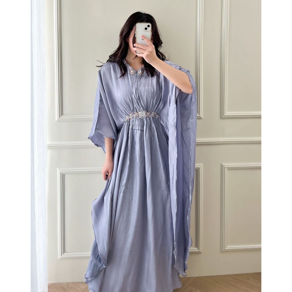 Jual Chicchoc.id - Mikhalya Shimmer Kaftan | Shopee Indonesia