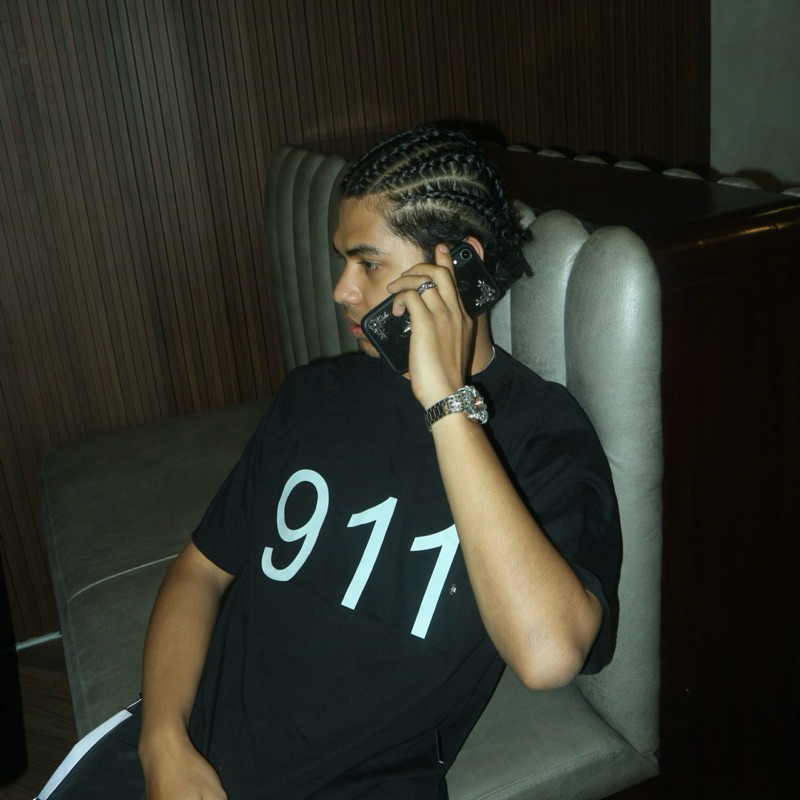 Jual Lucy — Boxy tee unfinished “911111” | Shopee Indonesia