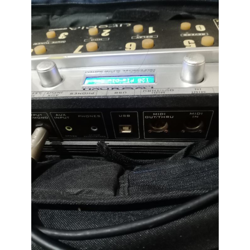 Jual Multi Efek Gitar ROCKTRON UTOPIA G300 like new | Shopee Indonesia