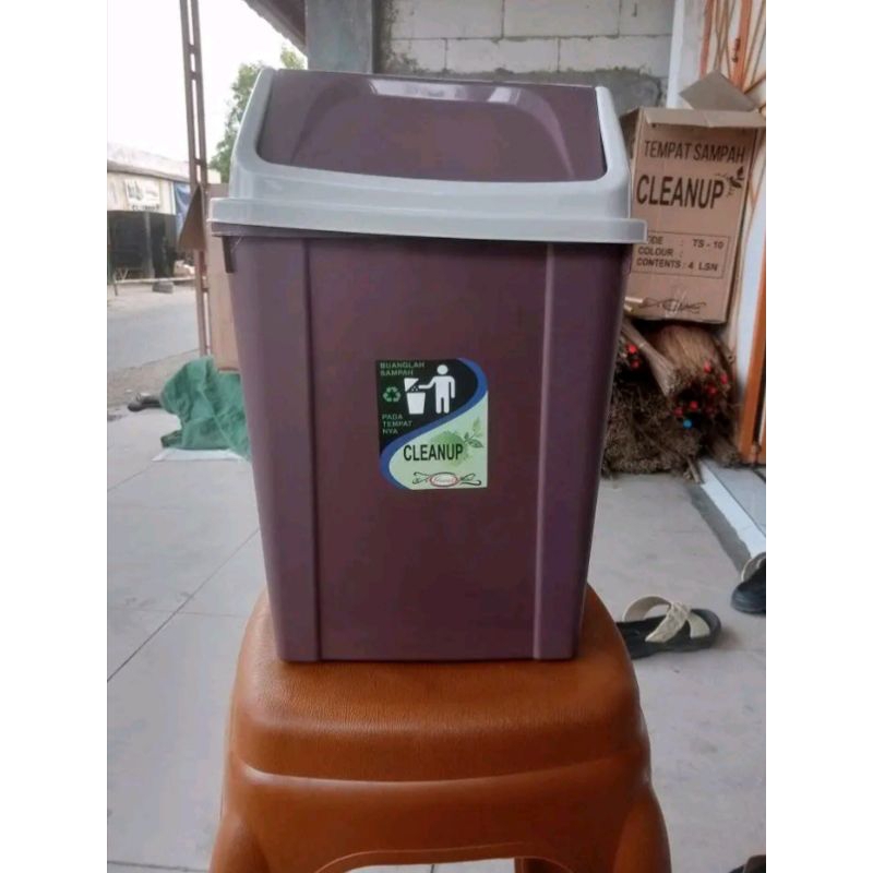 Jual GREAT | TEMPAT SAMPAH TUTUP 10 L | COKLAT KERANJANG TONG SAMPAH PLASTIK | Shopee Indonesia
