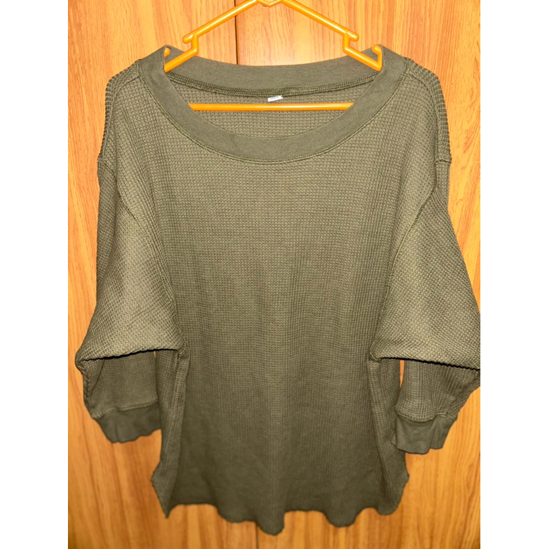 Jual Baju Rajut Wanita Dewasa Motif Polos Warna Army Merk Uniqlo ...