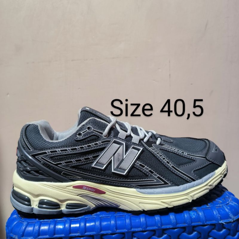 Jual sepatu second NB 1906 size 40,5 | Shopee Indonesia